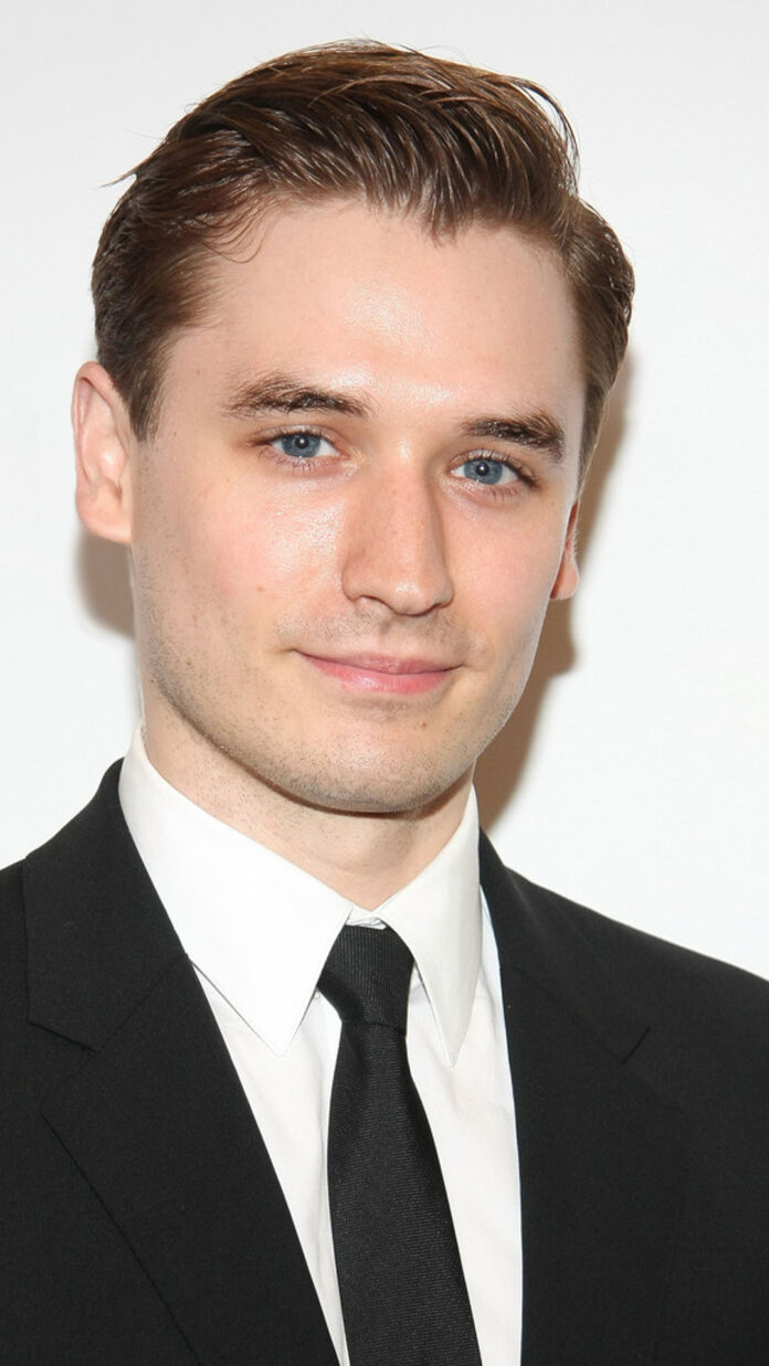 Actor Seth Numrich: "We're All Complicated" - Cultural Attaché